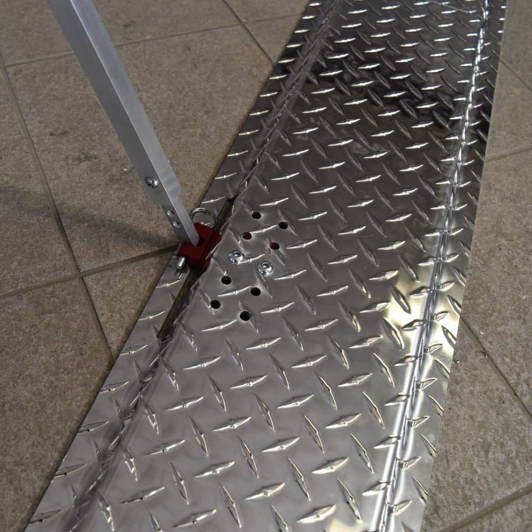 Innovatools Brake Stabilizing Step Platform | Siding Brake Accessories ...